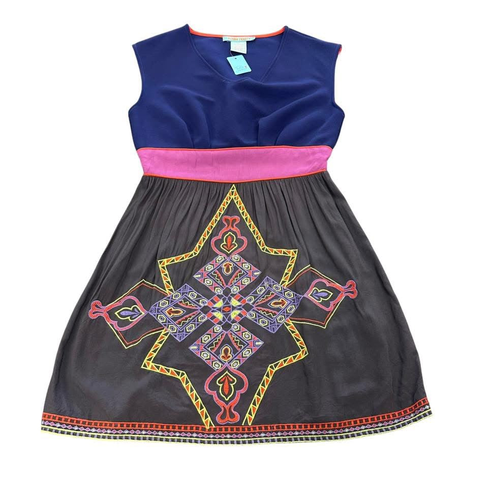 FLYING TOMATO EMBROIDERED DRESS 52 MEDIUM – Sophie's Sweet Seams